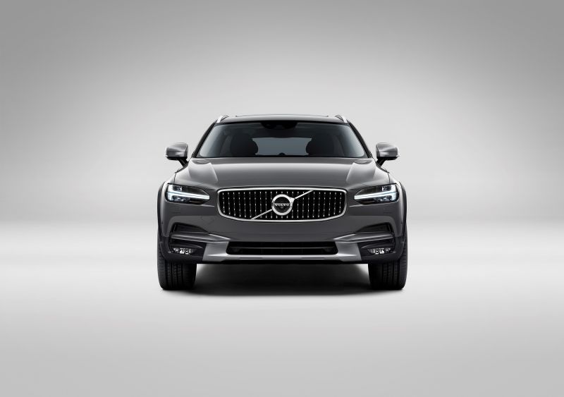 Volvo V90 Cross Country 2.0 D4 (190 Hp) AWD Automatic